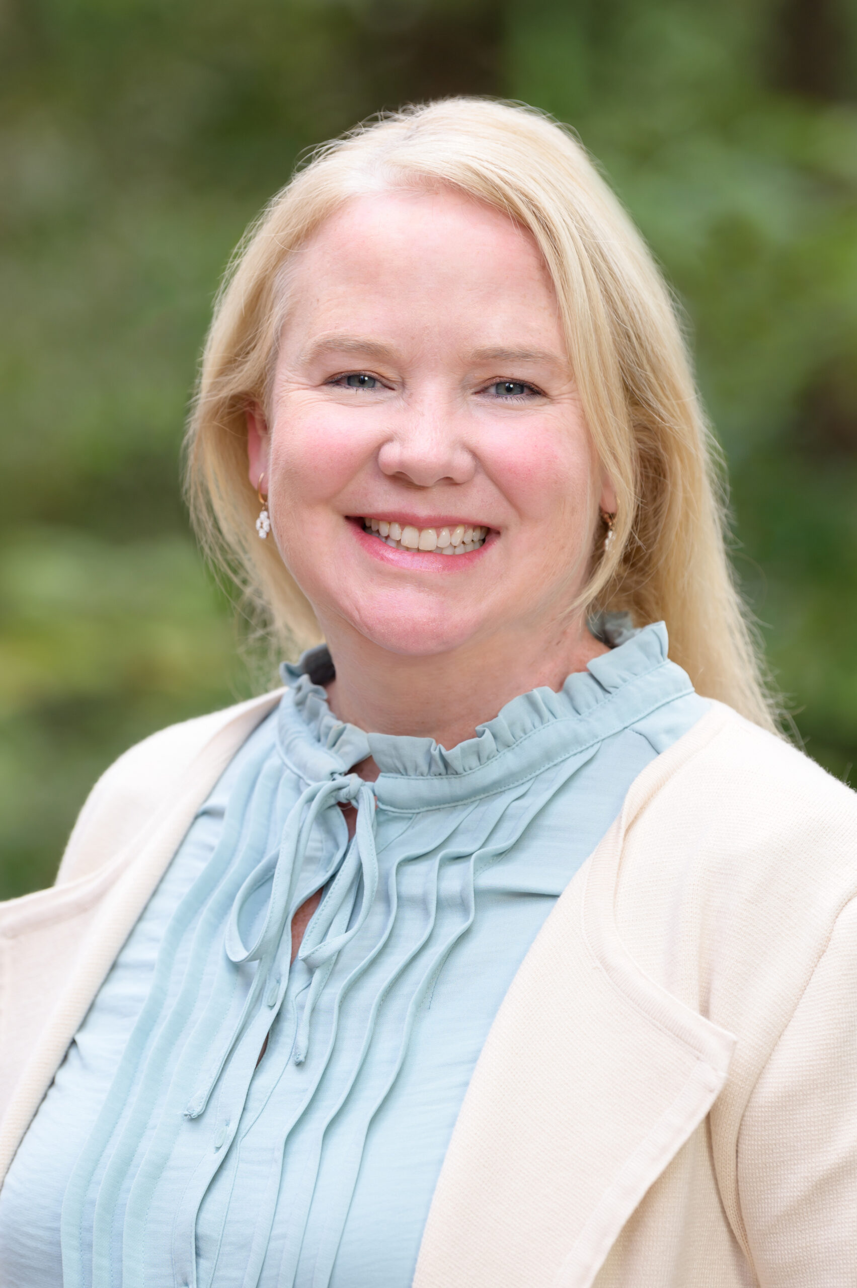 Contact Us - Alumni and Families